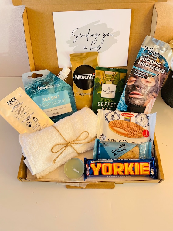 Gift packs for men store