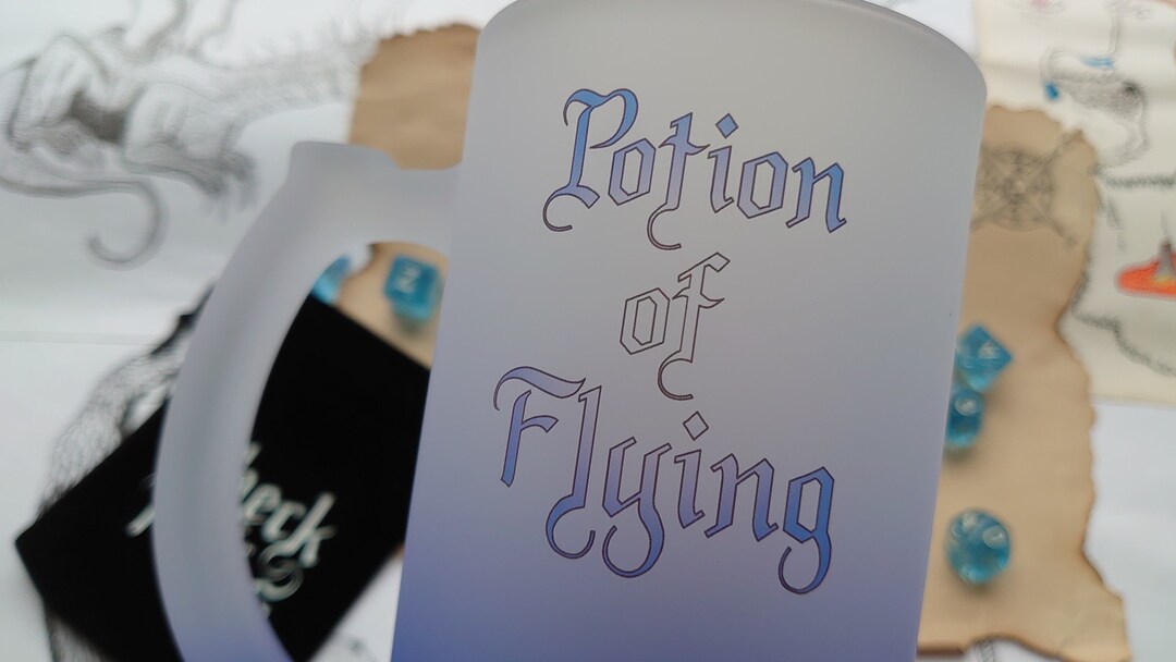 Potion of Flying Tankard - 16oz Frosted Glass Stein With 7 Dice ...