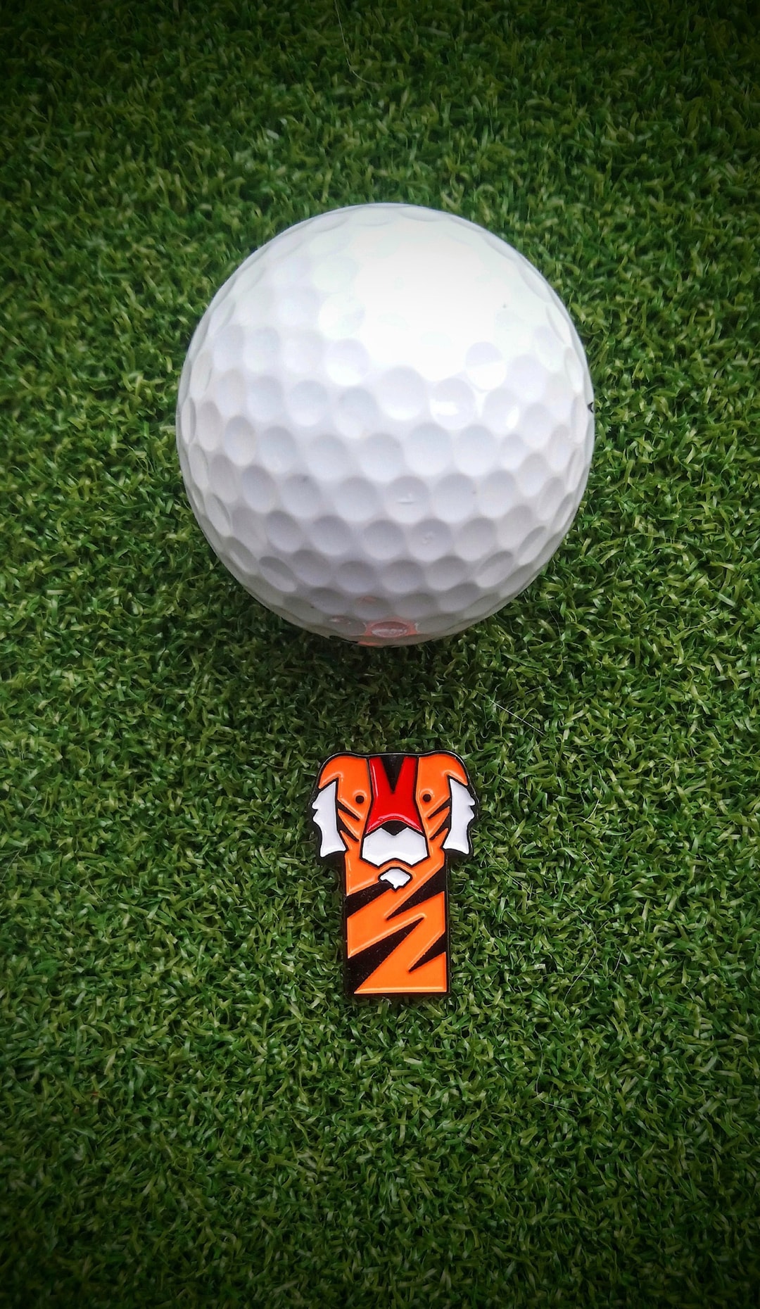 Tiger Enamelled Golf Ball Marker With Personalised Laser Engraving ...