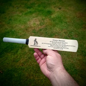 Cricket Bat With Laser Engraved Personalisation. Cricketer Gift ...