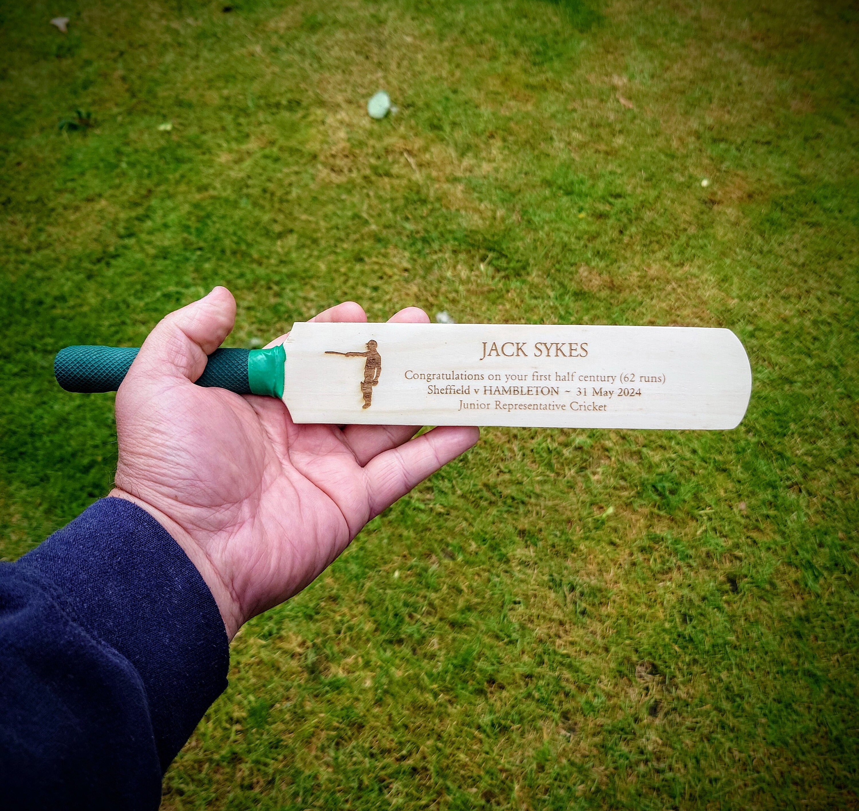 Cricket Bat With Laser Engraved Personalisation. Cricketer Gift ...