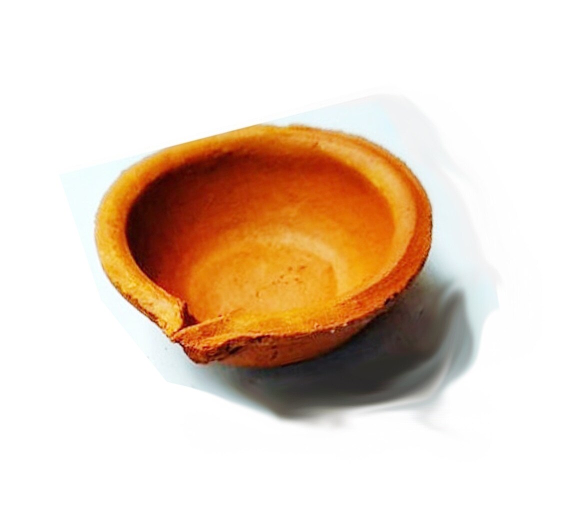 Clay Oil Lamp With Free Wicks Beautiful Round Handcrafted Separate Lid ...