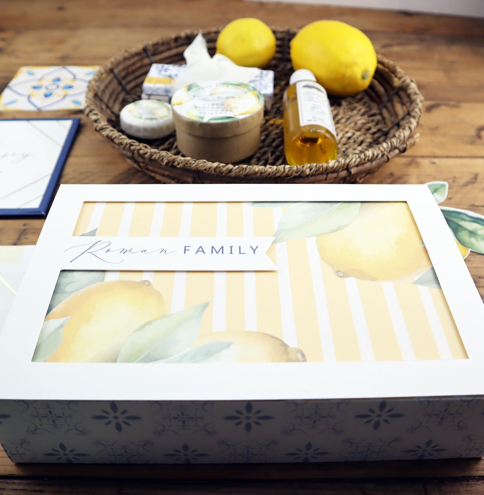 Unboxing Experience Wedding Invitation Set With Custom Gifts, Thematic ...