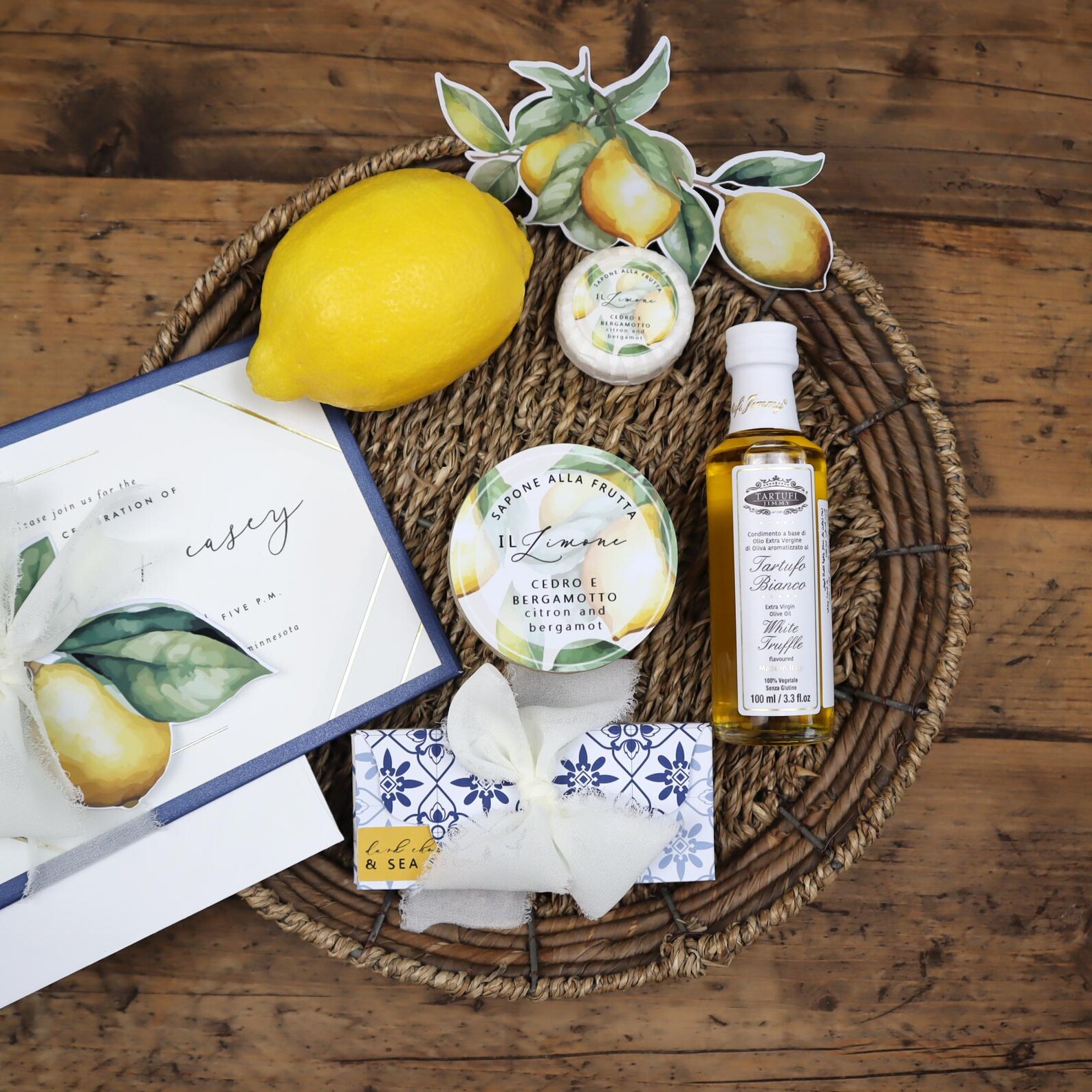 Unboxing Experience Wedding Invitation Set With Custom Gifts, Thematic ...