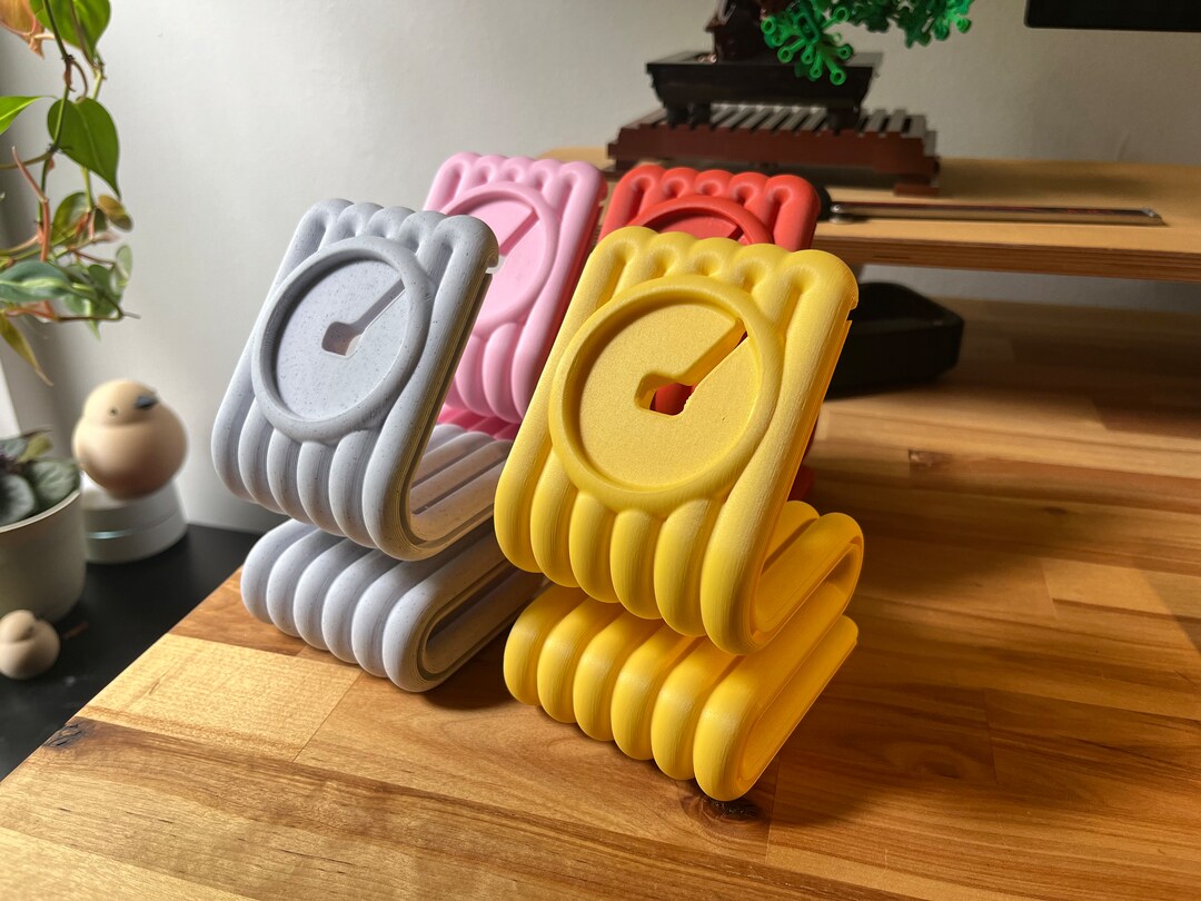 Puffy Wavy 3D Printed Magsafe Charger Stand - for Iphones 12/13/14/15 ...