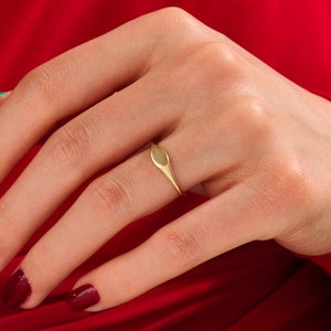 14k Solid Gold Oval Signet Ring, Personalized Monogram Ring for Women, Engravable Signet Ring ...