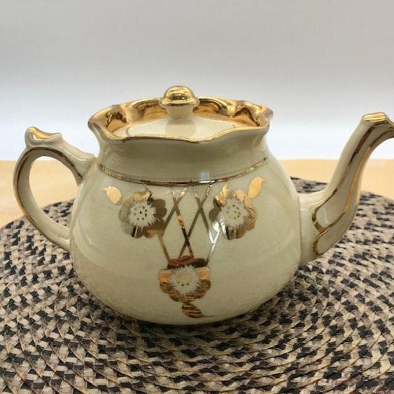 Arthur Wood Teapot - Etsy
