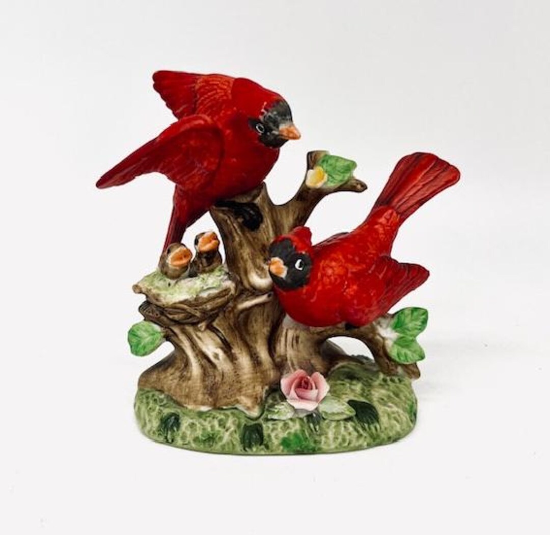 Beautiful Vintage Ceramic Cardinal Family Including Baby Cardinals in a ...