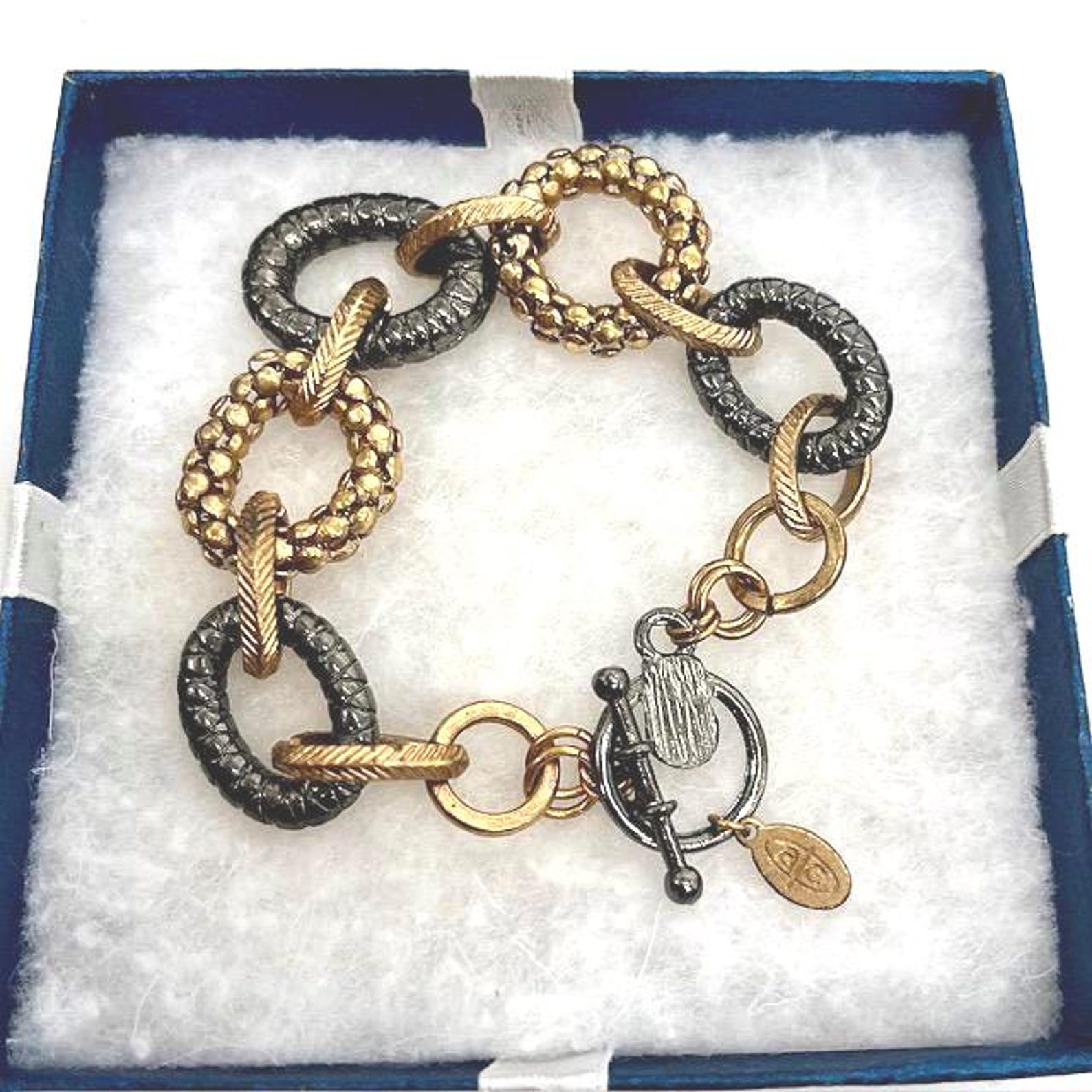 Vintage Gold and Black Metal Toggle Clasp Bracelet - Etsy