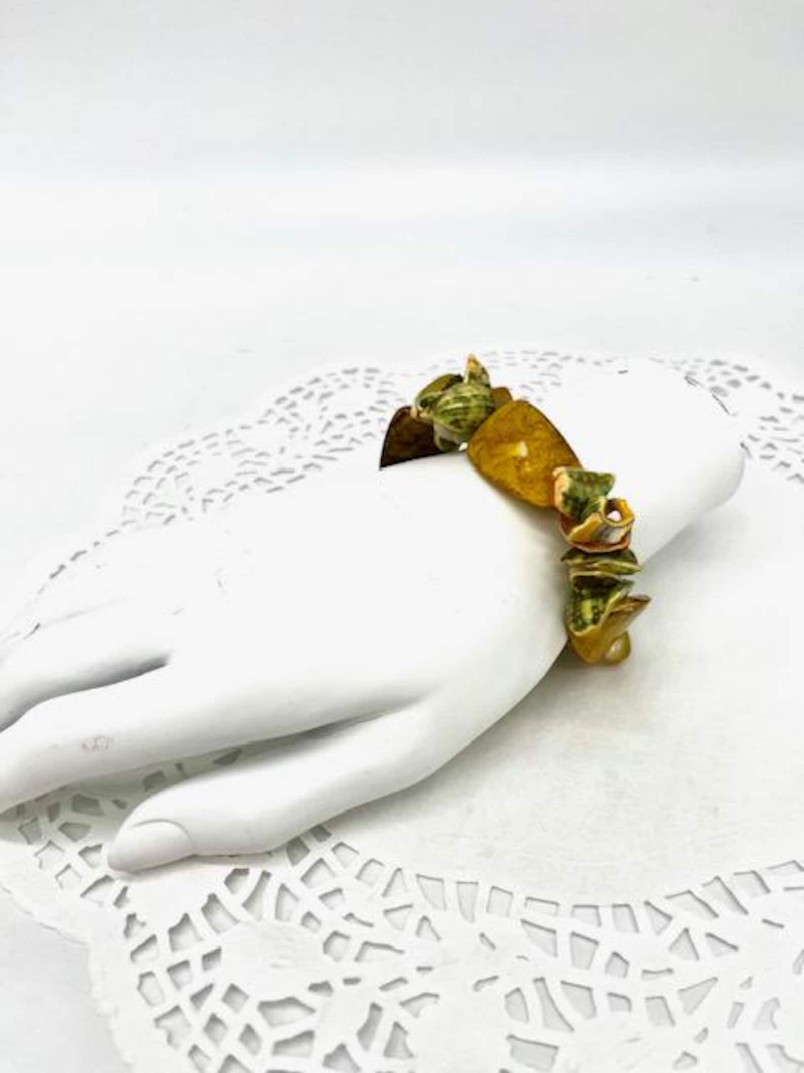 Beautiful Shell Bracelet - Etsy