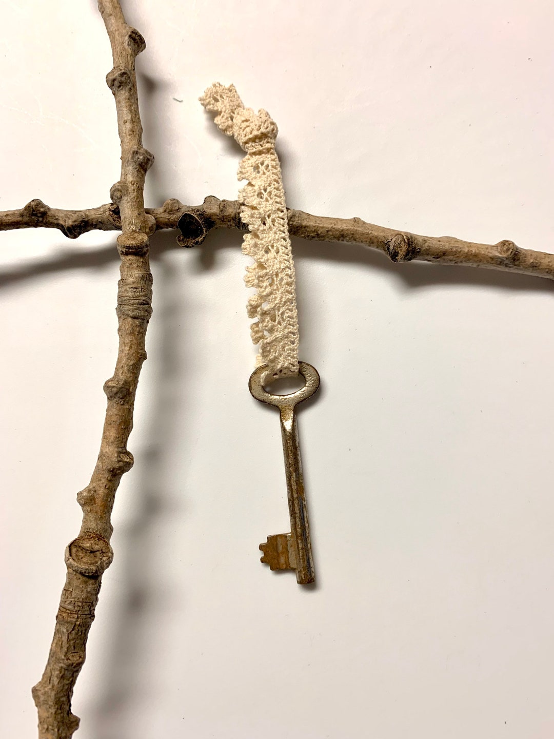 Skeleton Key Vintage USSR, Tree Decor, Vintage Curiosities, Altar ...