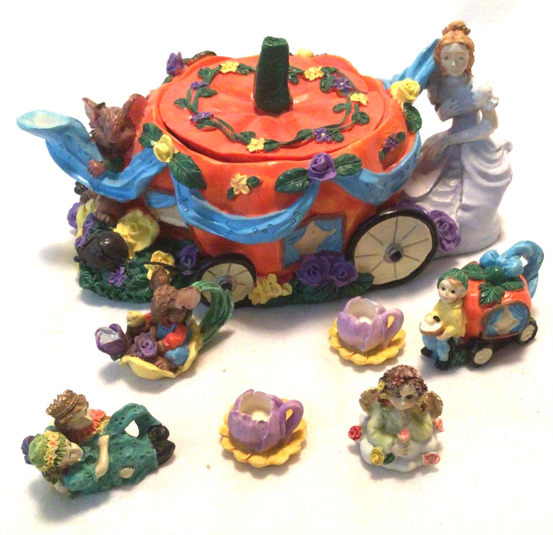 Cinderella Coach Full of Miniatures - Etsy