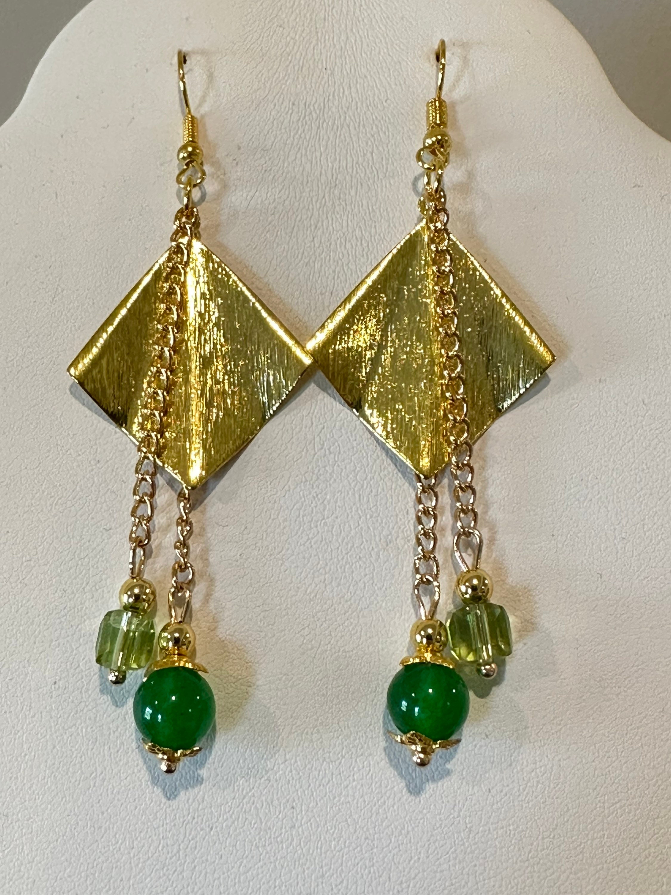 Beautiful Green and Gold Necklace and Earrings Set - Etsy