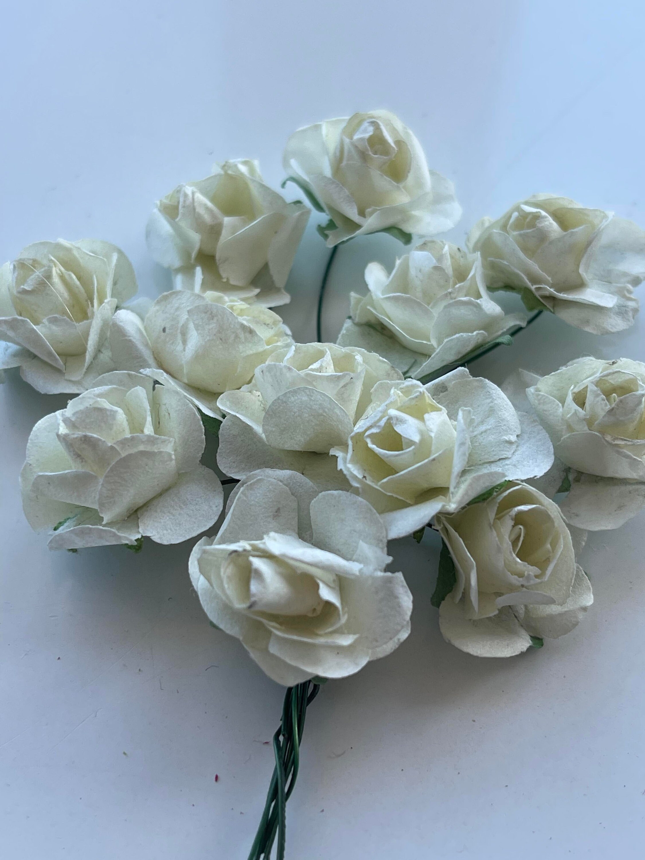 Miniature Mulberry Paper Tea Roses Bunch of 12 Stems 15mm Flower Head ...