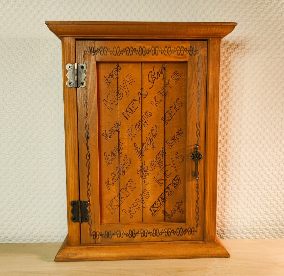 Key Box, Personalized Wooden Key Holder, Key Organizer With Custom Text ...