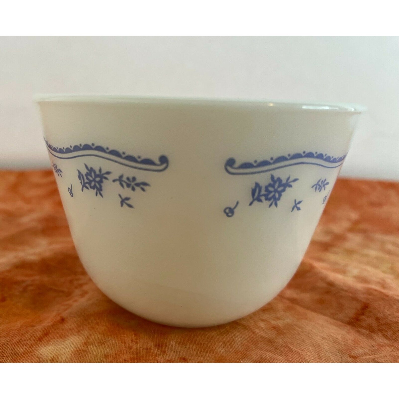 Set of 5 Vintage Pyrex Blue Morning Flower Milk Glass Coffee Tea Cups ...
