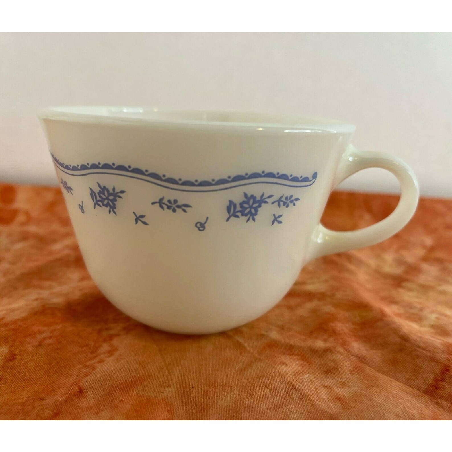 Set of 5 Vintage Pyrex Blue Morning Flower Milk Glass Coffee Tea Cups ...