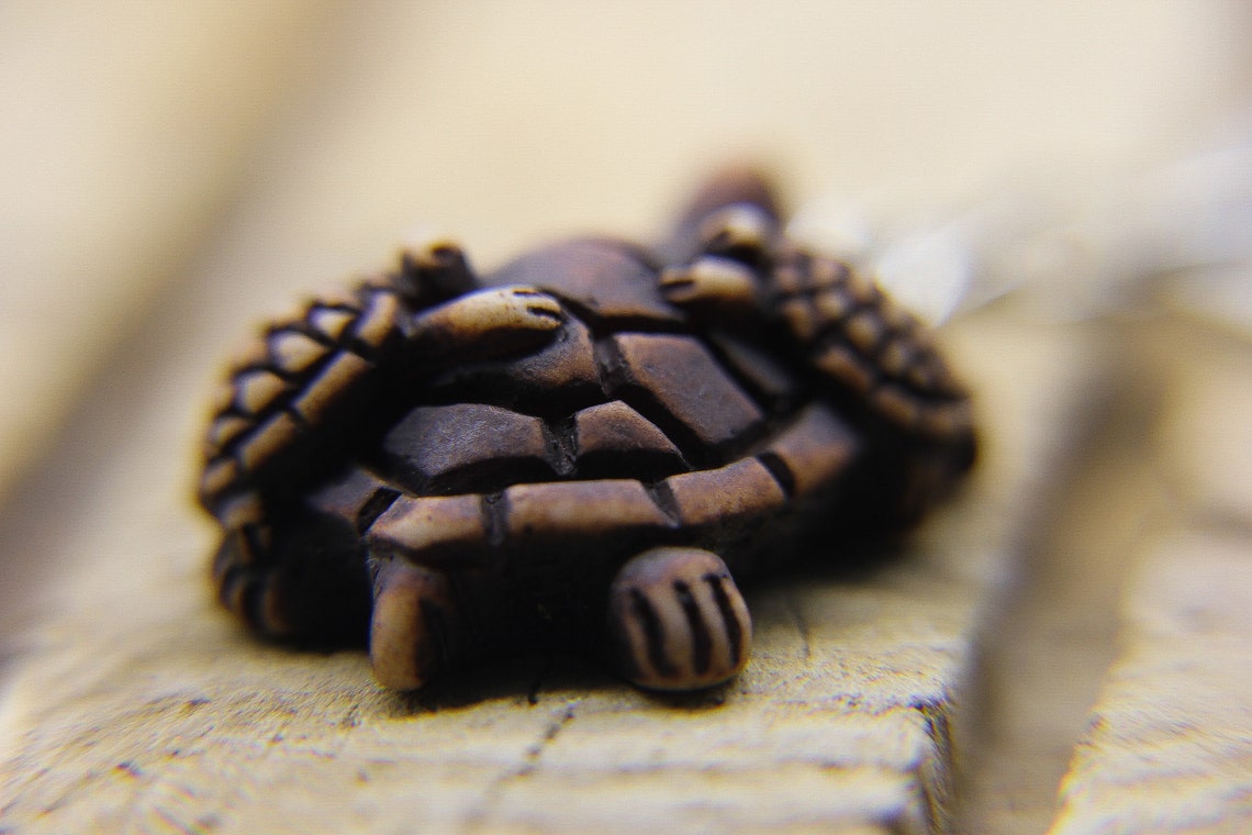 Sea Turtle Family Keyring | Carved Resin Turtles Pendant | Turtle Lover ...