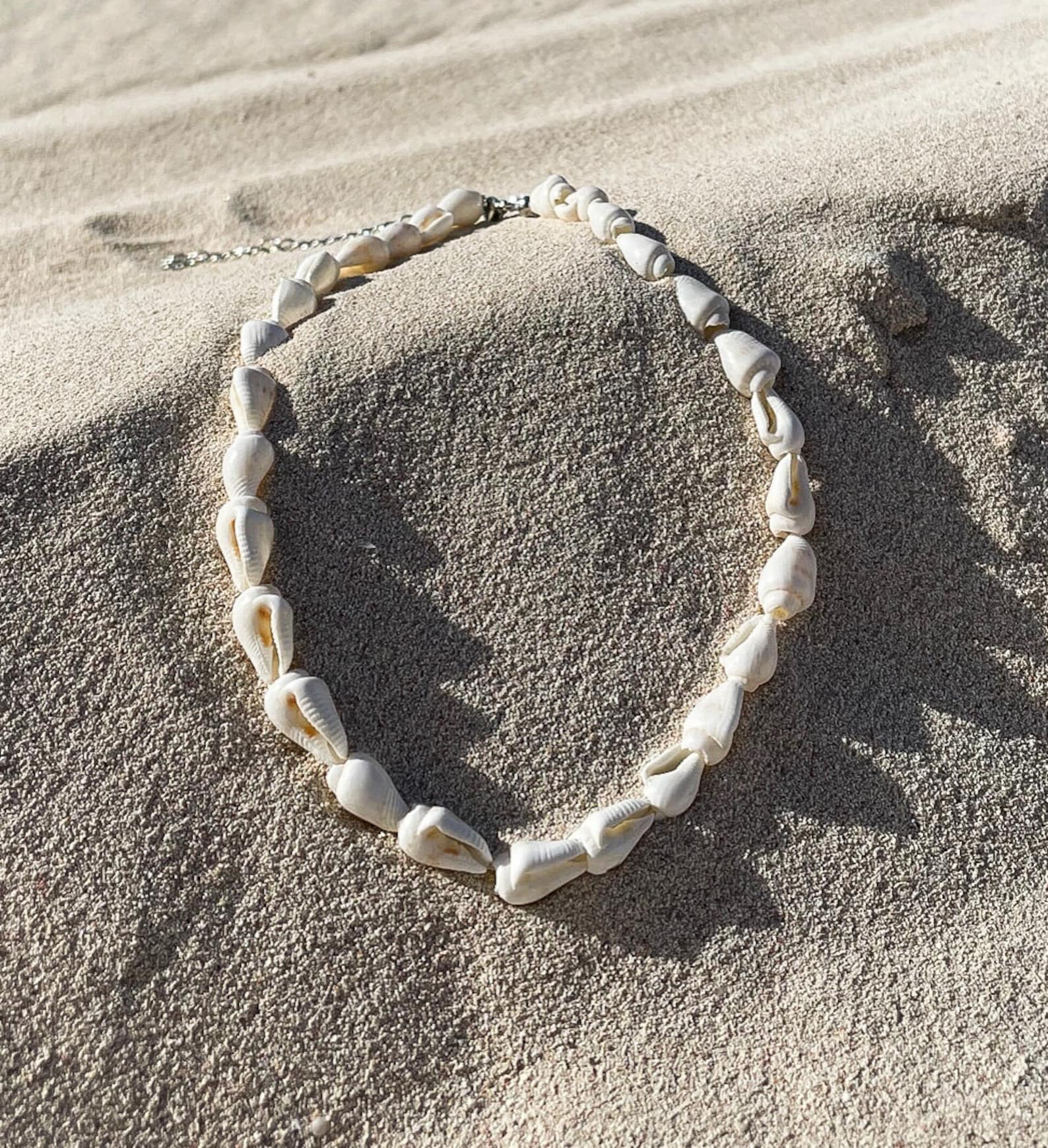 Conch Shell Choker | Handmade Necklace | Beach-style | Surf-style ...