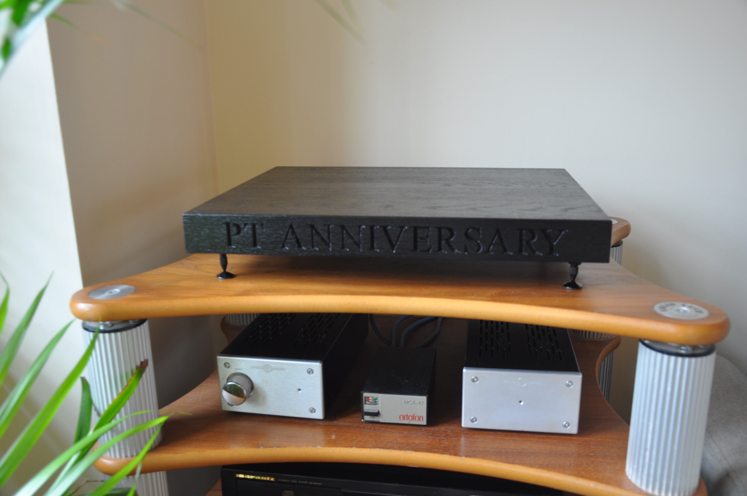 Personalised Solid Oak Turntable Levelling Isolation Plinth - Etsy UK