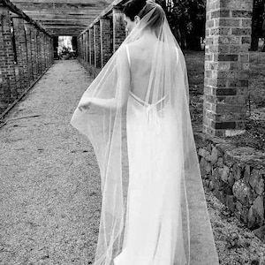 Soft Italian Tulle Wedding Veil | Minimal Classic Bridal Veil ...