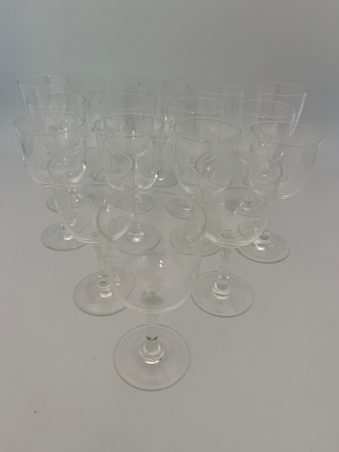 Vintage Hand Blown Small Wine Glasses - Etsy