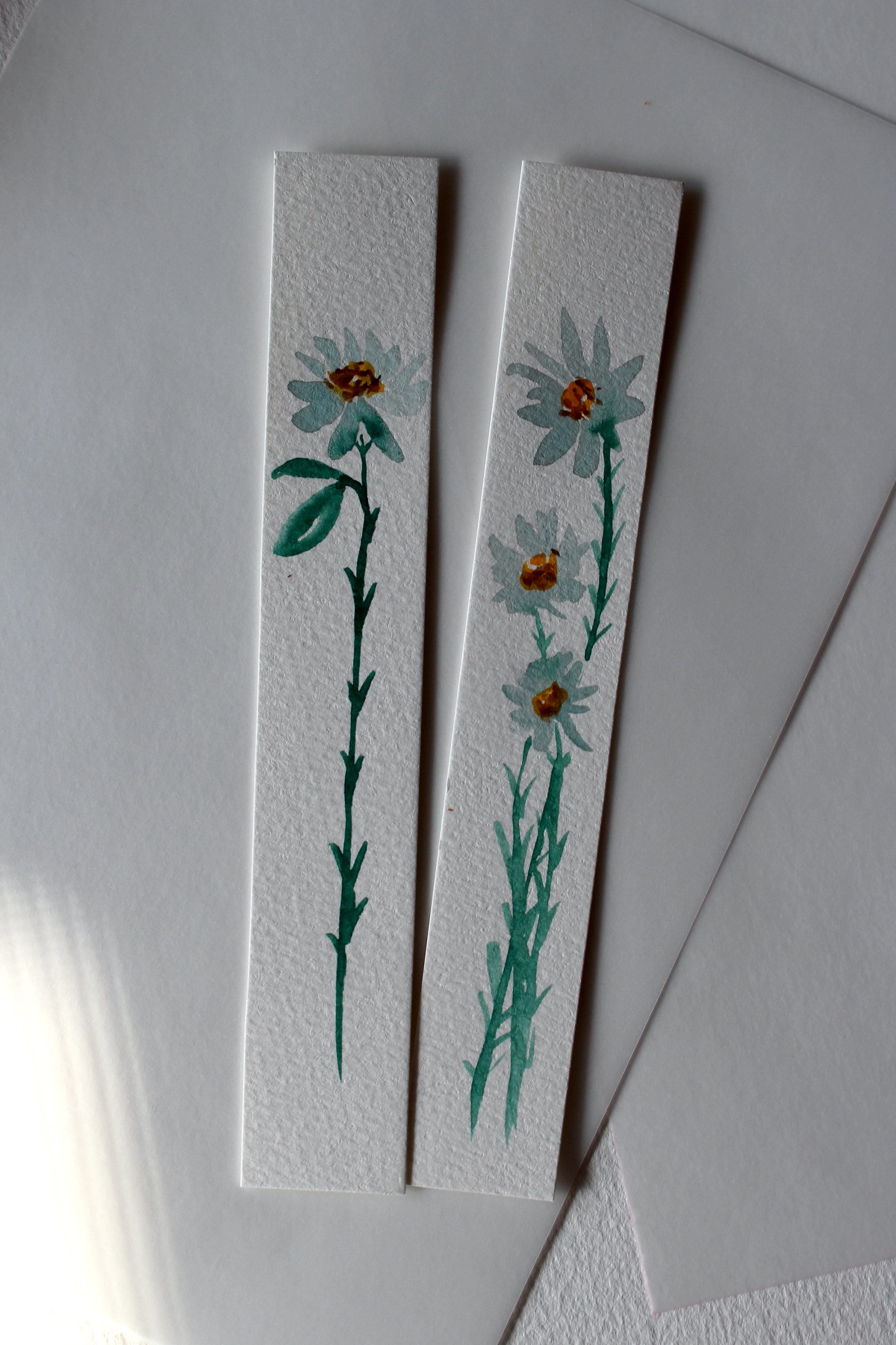 Dainty Watercolour Daisy Bookmarks, Hand Painted White Floral Bookmark ...