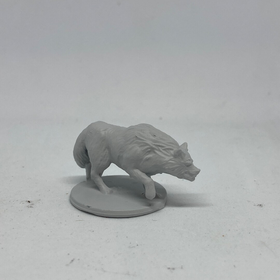 Wolf 3D Printed Resin Miniature - Etsy