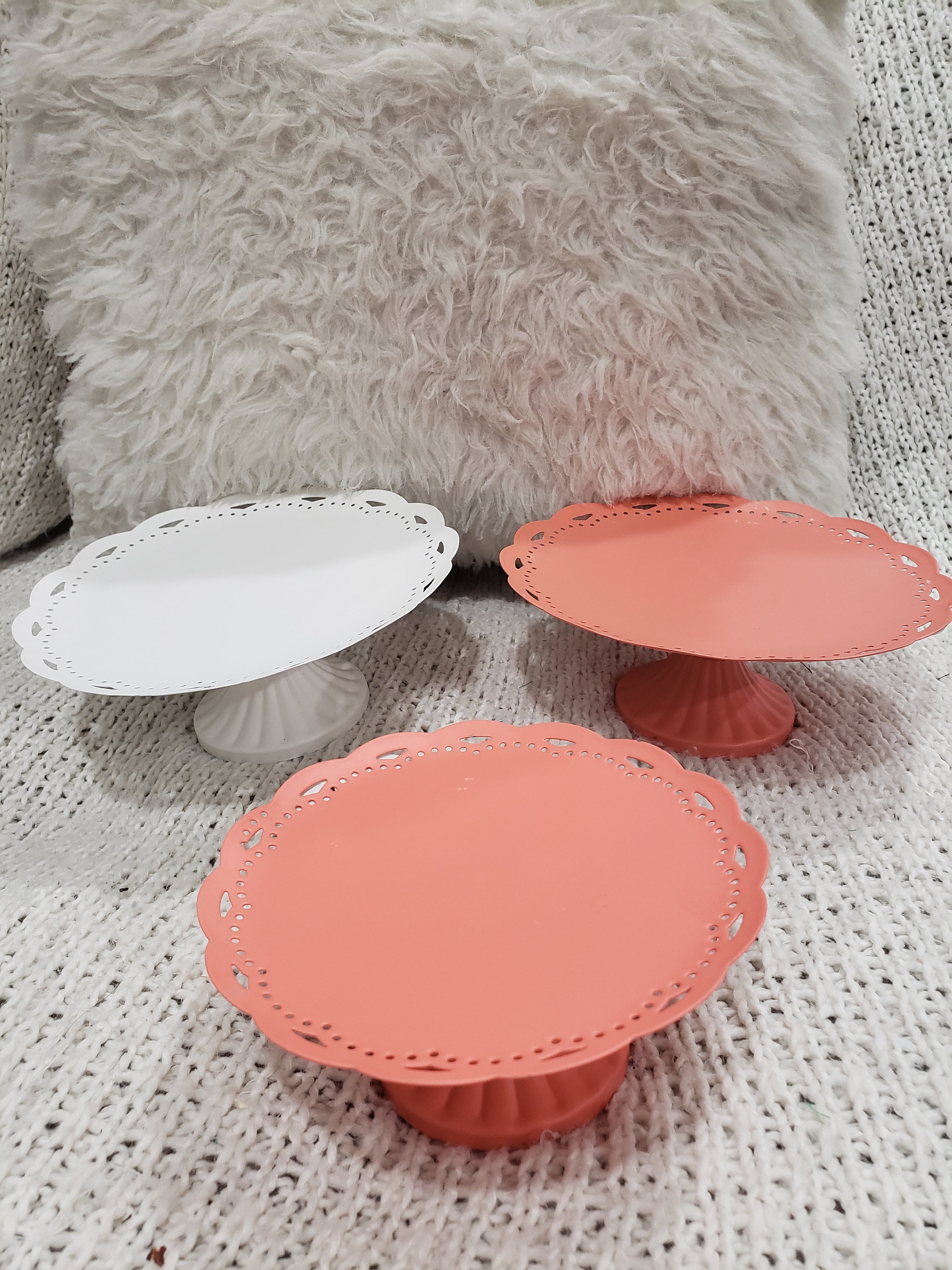 Decorative Pedestal Cupcake/ Cake Stands Set of 3 - Etsy