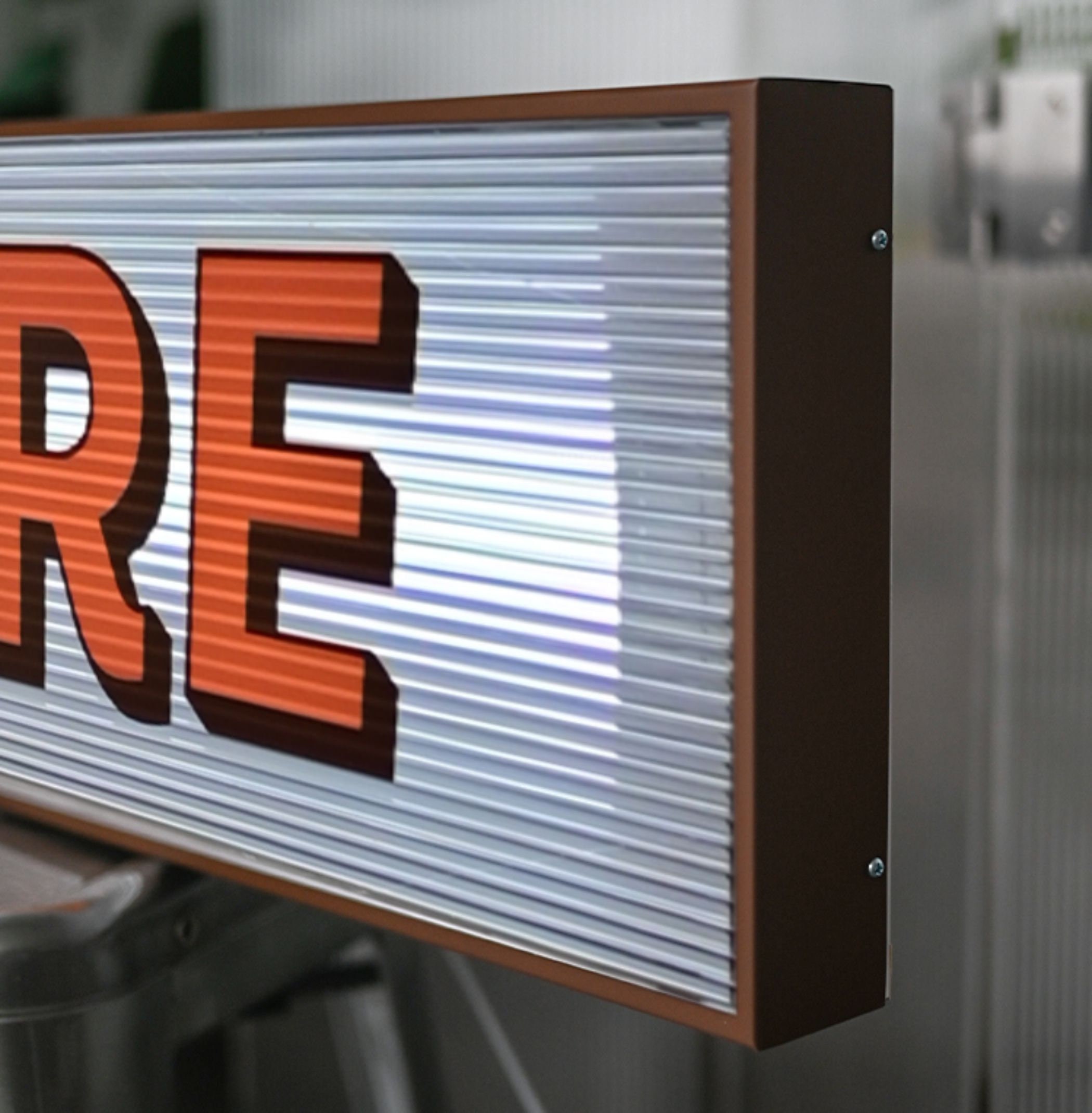 Modern Metal Corrugated Acrylic Light Box,personalized Shop Door Decor ...