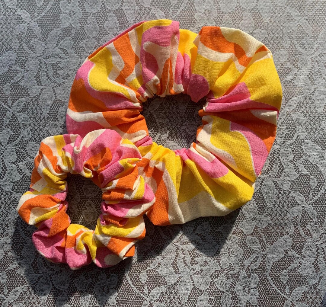 Retro Wavy Scrunchie Set of 2 - Etsy