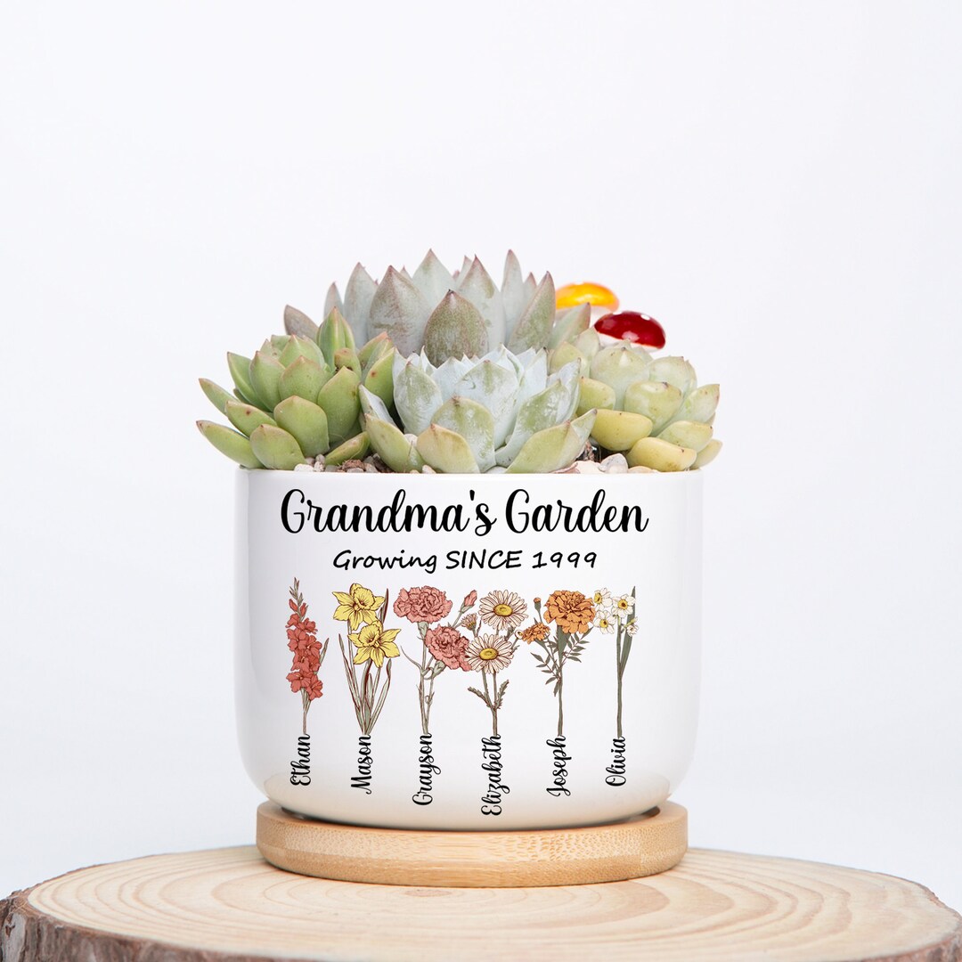 Personalized Grandma's Garden Plant Pot, Custom Birth Month Flowers ...