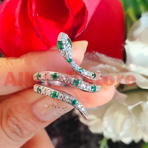 Green Snake Ring - Etsy UK