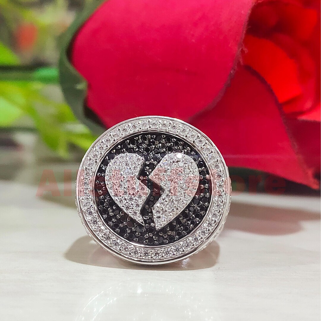 Men's Heartbreak Ring, 3.20 Ct Round Cut Black & White Sapphire, Men's ...