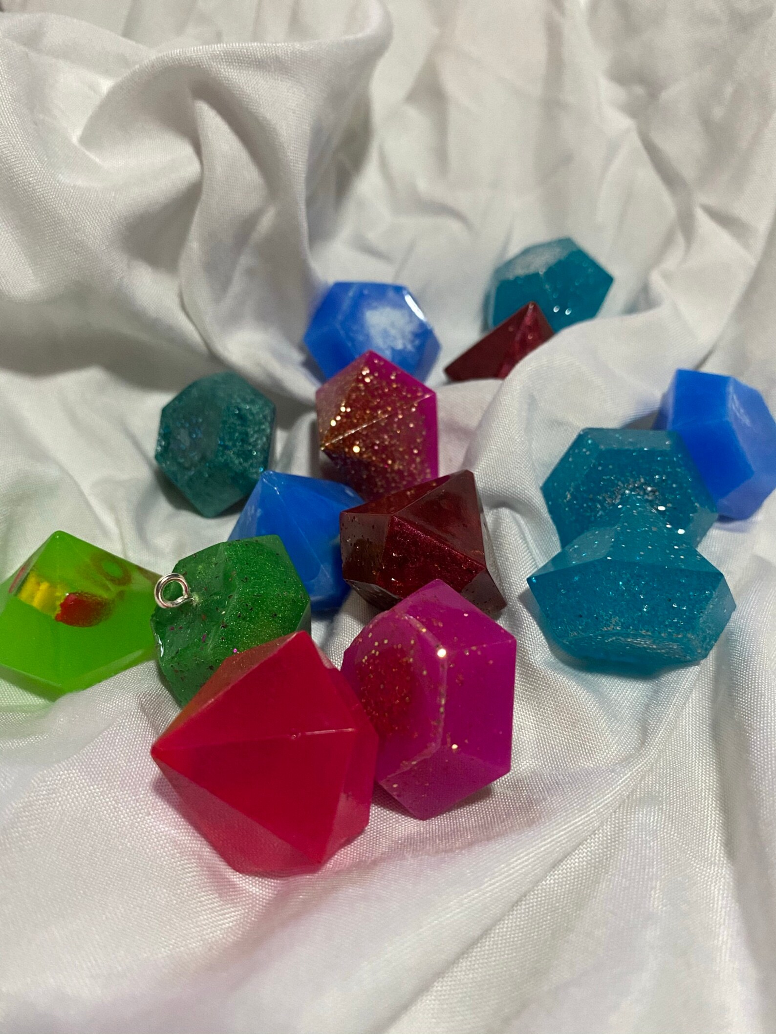 RESIN Sparkle Diamond Resin Piece Decoration | Etsy