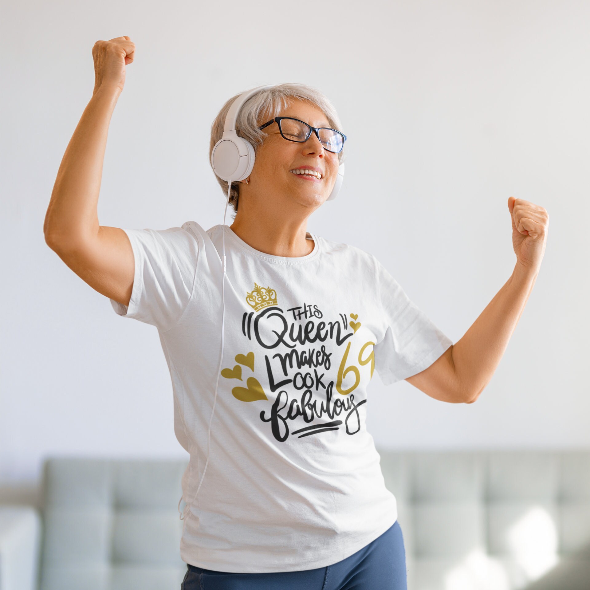 69th Birthday Svg This Queen Makes 69 Look Fabulous Svg | Etsy