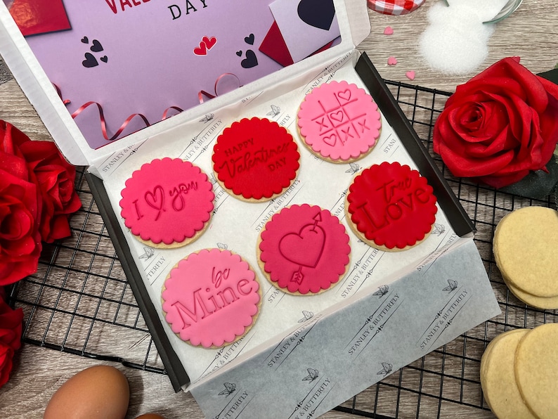 Valentines Day 2026 | Biscuits | Gifts for Her | Gifts for Him | Gifts ...