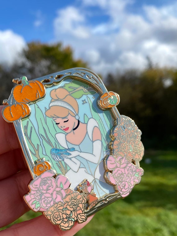 Cinderella Character Frame Fantasy Pin LE 50 | Etsy