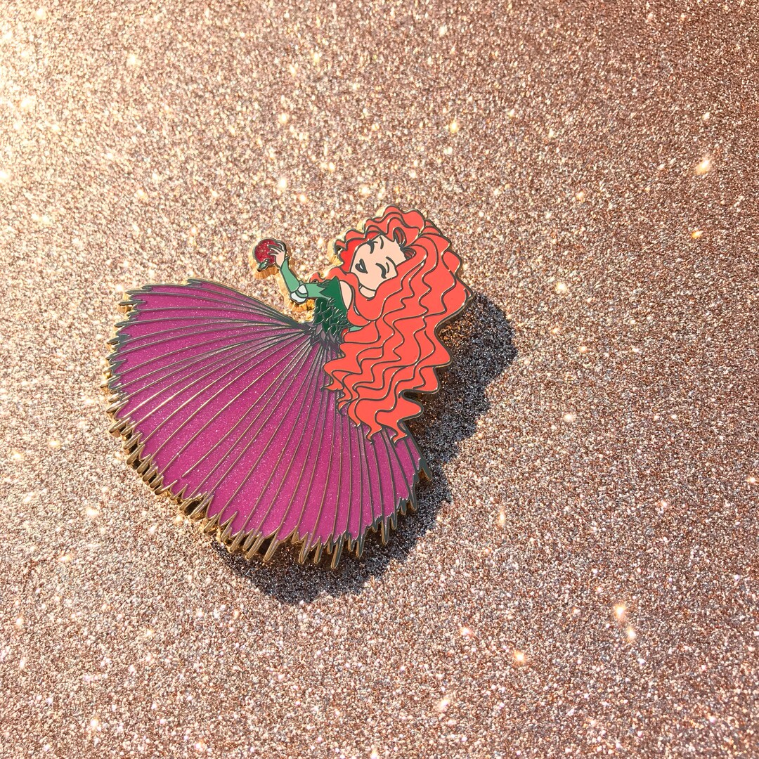 Merida Brave Fantasy Pin Petal Princess LE 35 Pink - Etsy