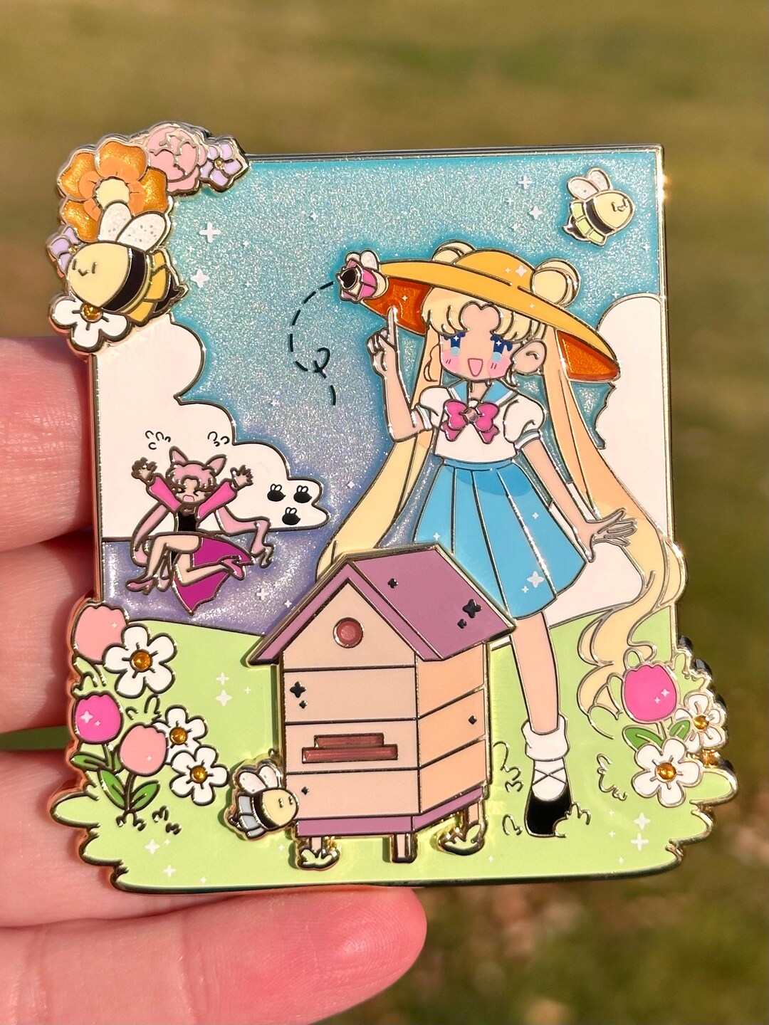 Bee Keeper Magical Girls Villains Panel Fantasy Pin LE 75 - Etsy