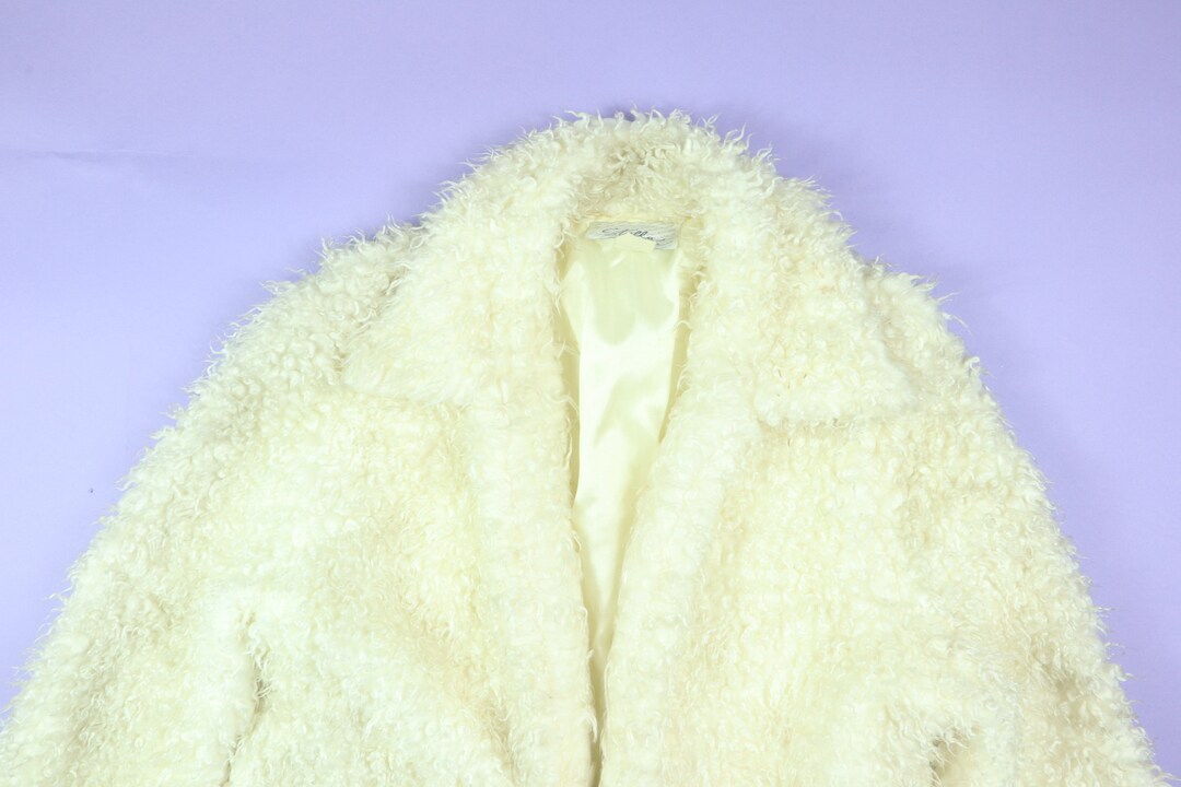 Stella White Fuzzy Goth Faux Fur 1980's Vintage Coat - Etsy