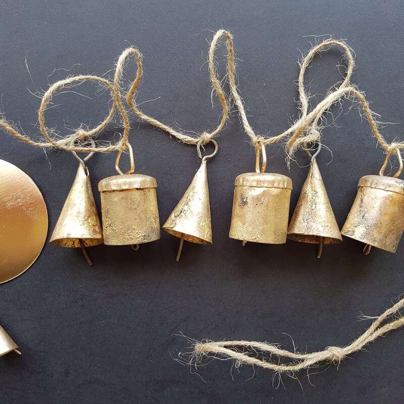 Primitive Moon - Etsy