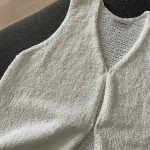 English Pattern, Knitting Pattern Open Vest, Modern V-neck Sleeveless ...