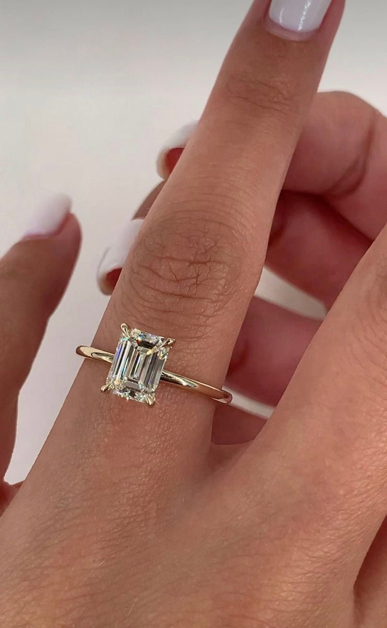 2 5 Ct Emerald Cut Moissanite Engagement Ring Emerald Cut Etsy