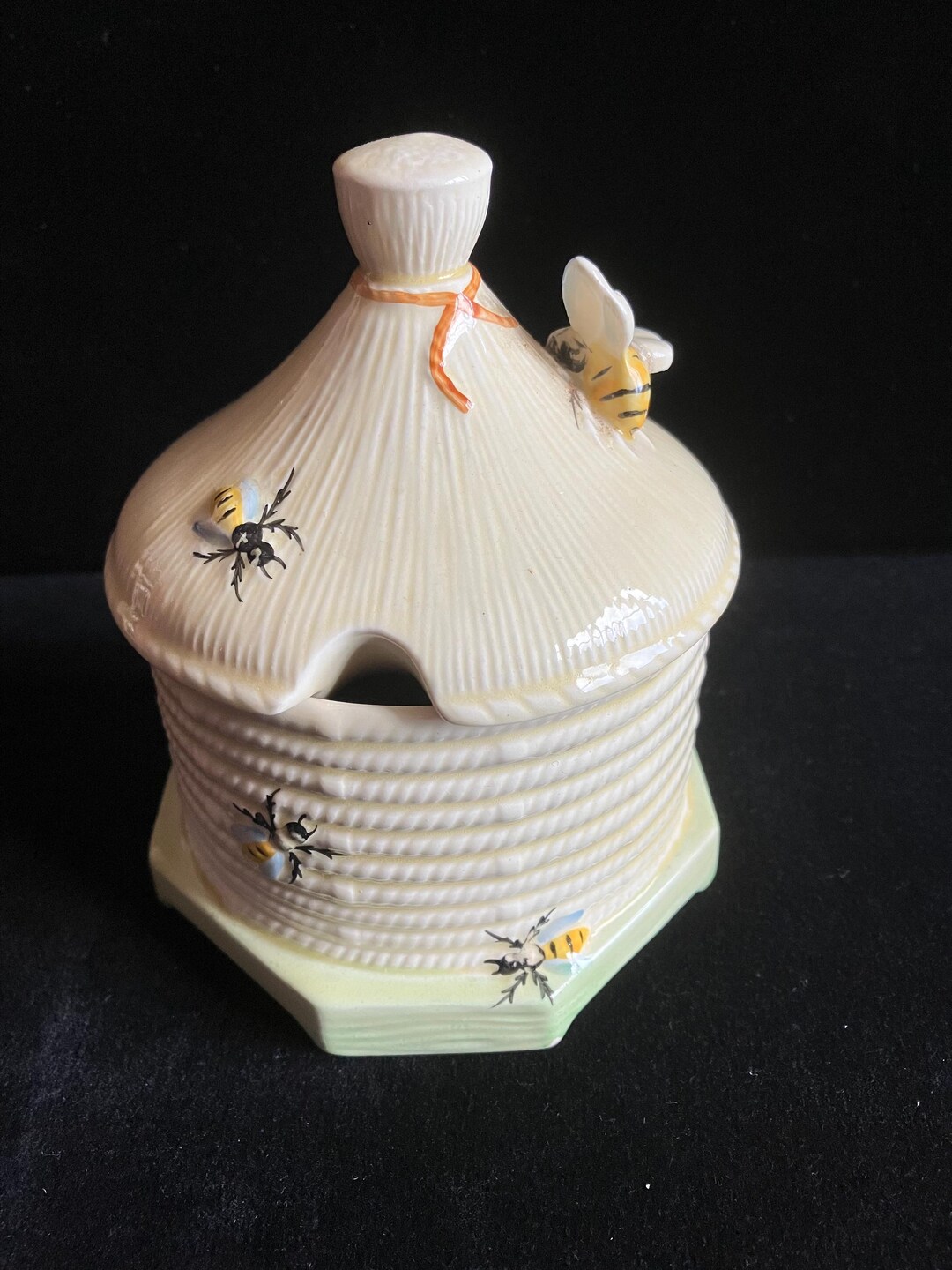 Honey Pot by Crown Devon From the 1930s. Charming Traditional Skep ...