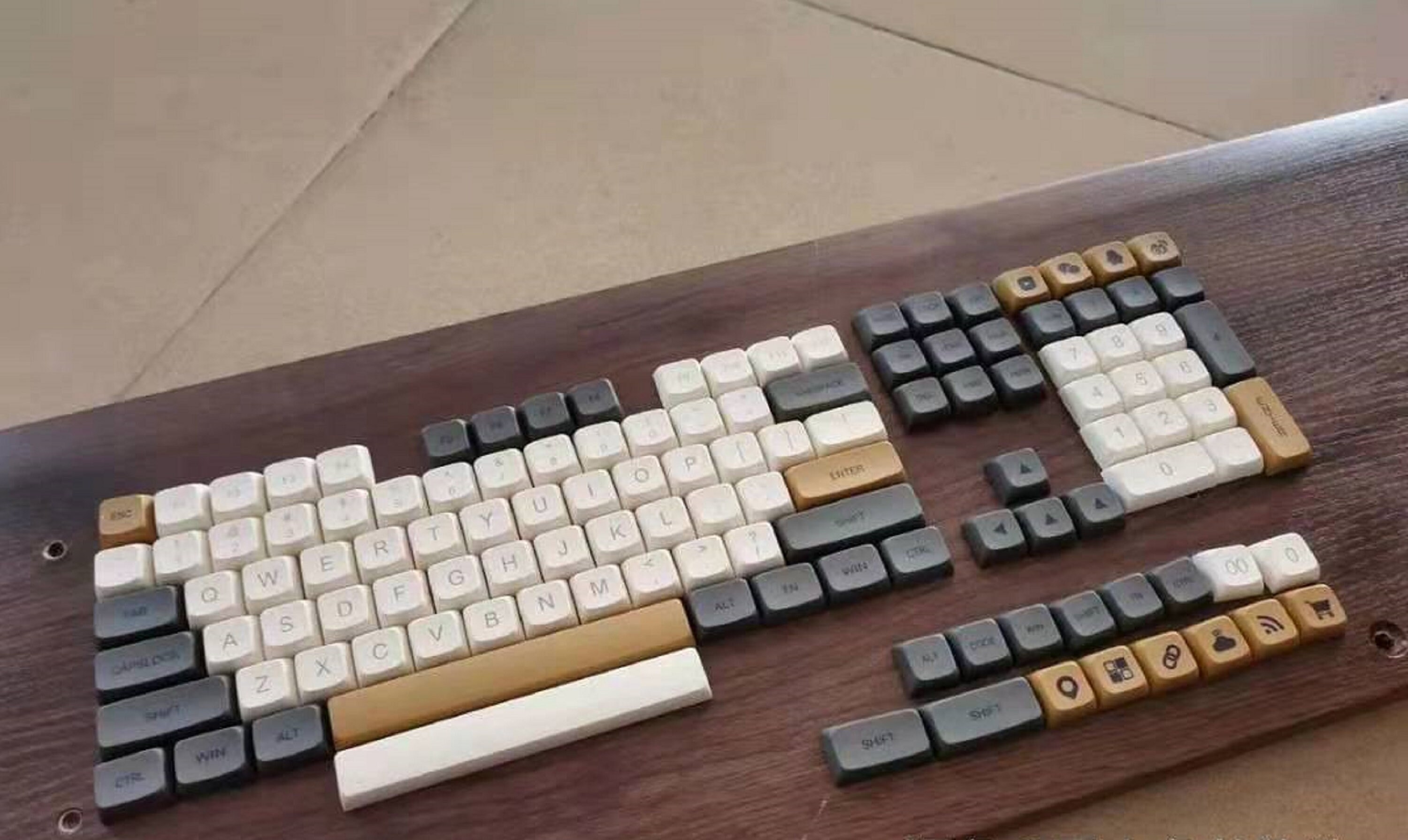 Electronics & Accessories Dye Sublimation Resin Keycap XDA Artisan ...