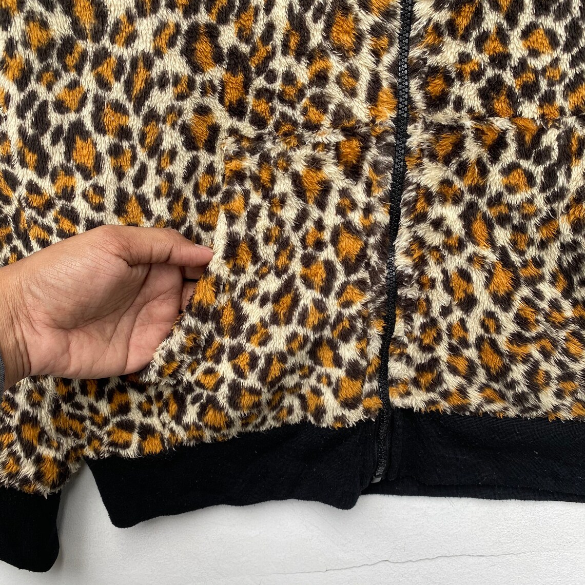 Wild Life Leopard Patern Design Hoodie Sweater Pullover Jumper Large ...