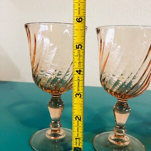 Medium Vintage Pink Swirl Glassware Set of 4 - Etsy