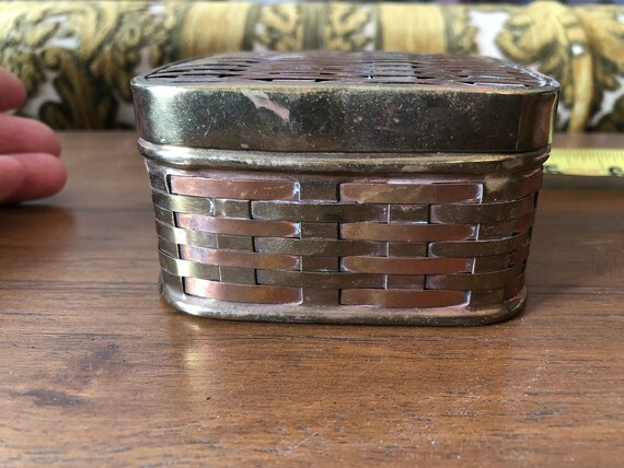 Vintage Woven Brass and Copper Trinket Box with Top - Gem