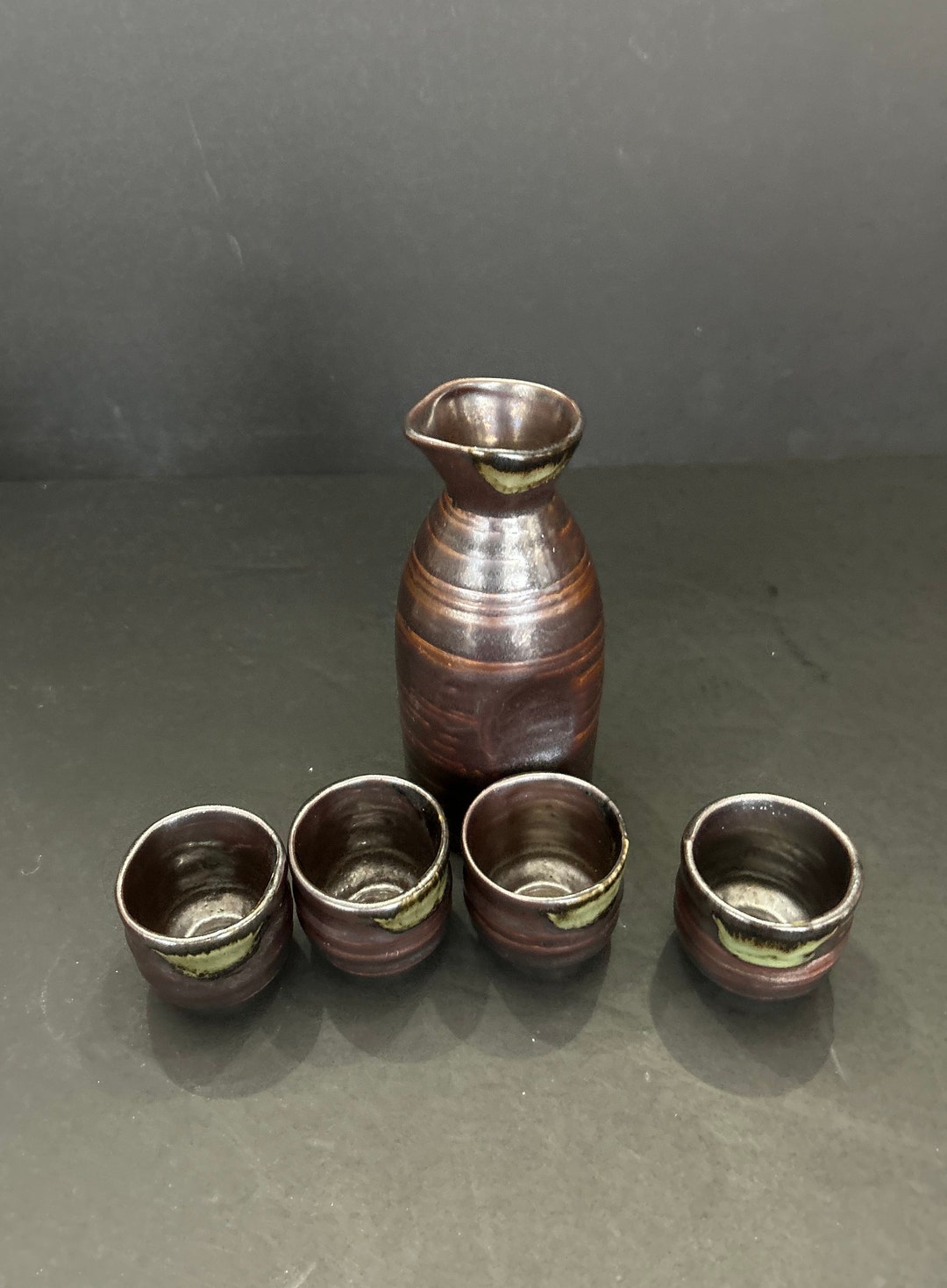 Japanese Glazed Ceramic Clay Sake Set With 10 Fl Oz Sake Tokkuri Bottle ...